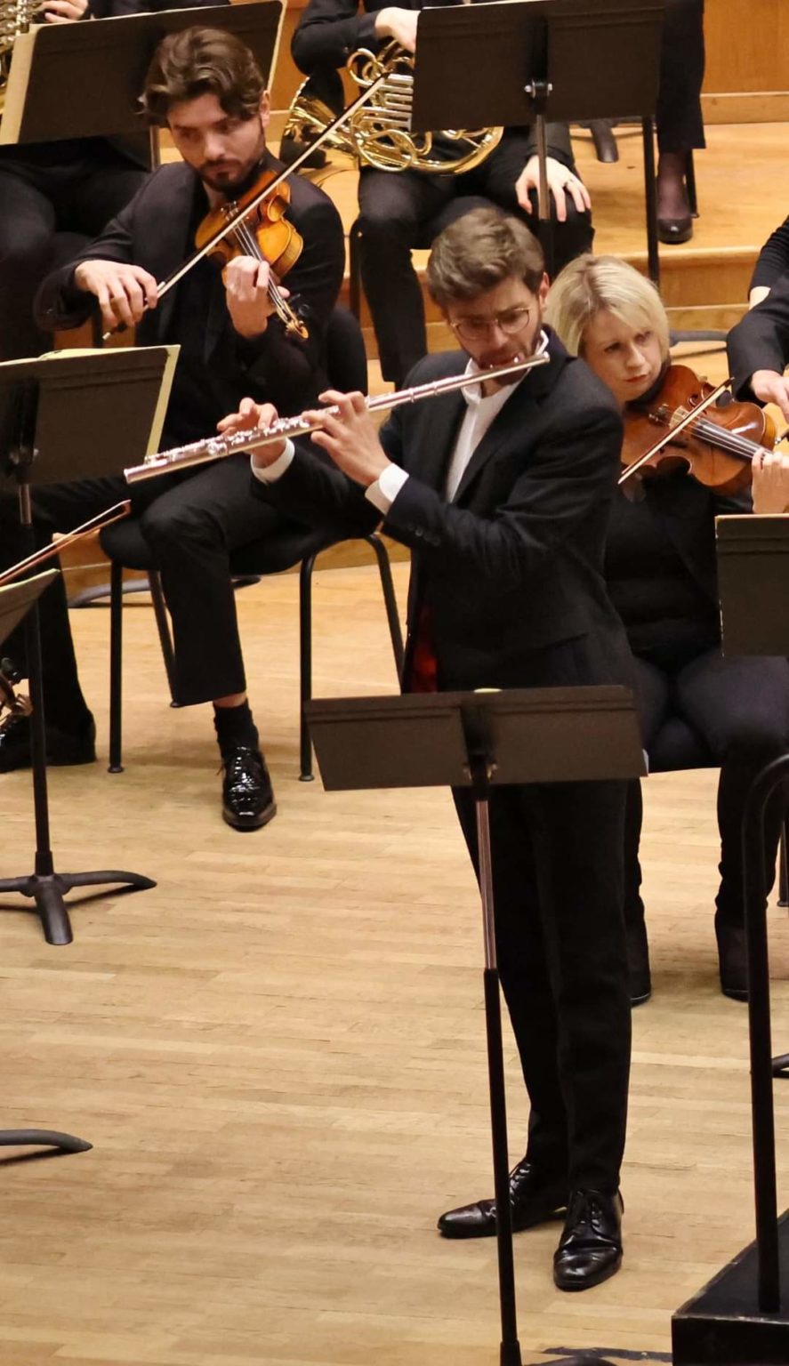 L'Orchestre de Douai avec Luc Mangholz, Flutiste et Philippe Bernold ...